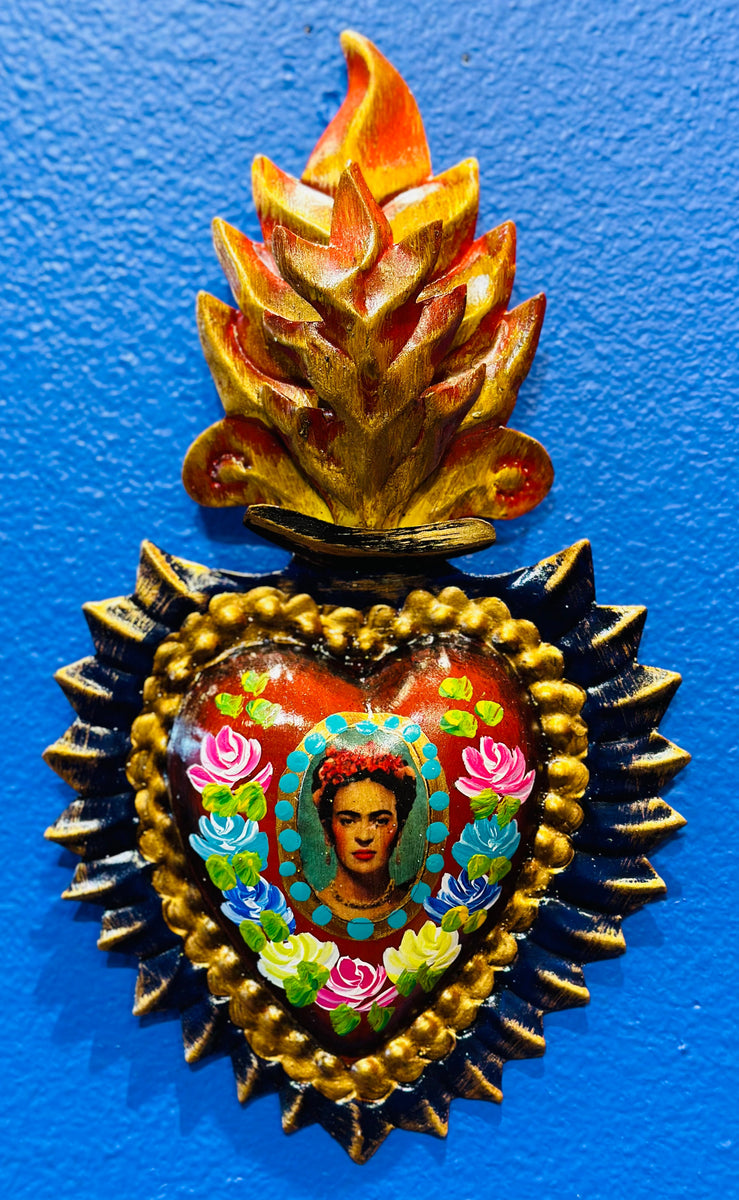 frida-3-d-sacred-heart-milagros-seattle-774535_1200x1200.heic?v=1679317268